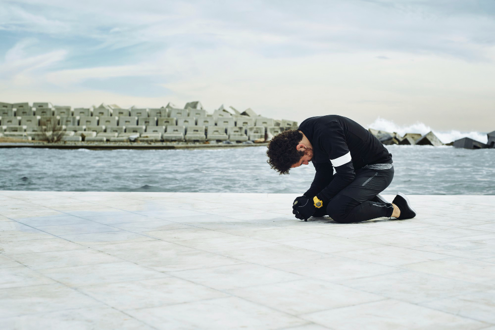 Cara Menghadapi Rasa Putus Asa Menurut Islam - Pesantren Riset Al-Muhtada